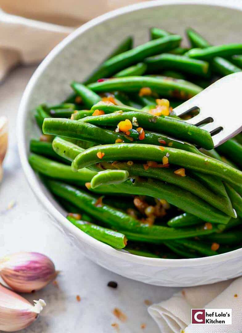 Garlic Sauteed Green Beans - Chef Lola's Kitchen