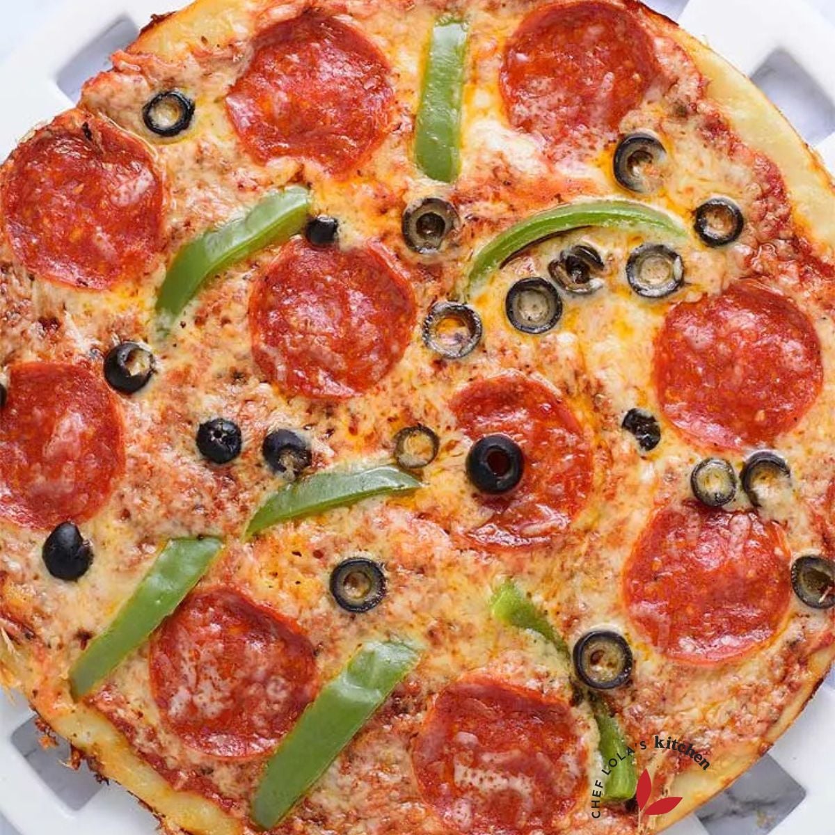 No-knead Pizza - Ready in 20 minutes - Chef Lola's Kitchen