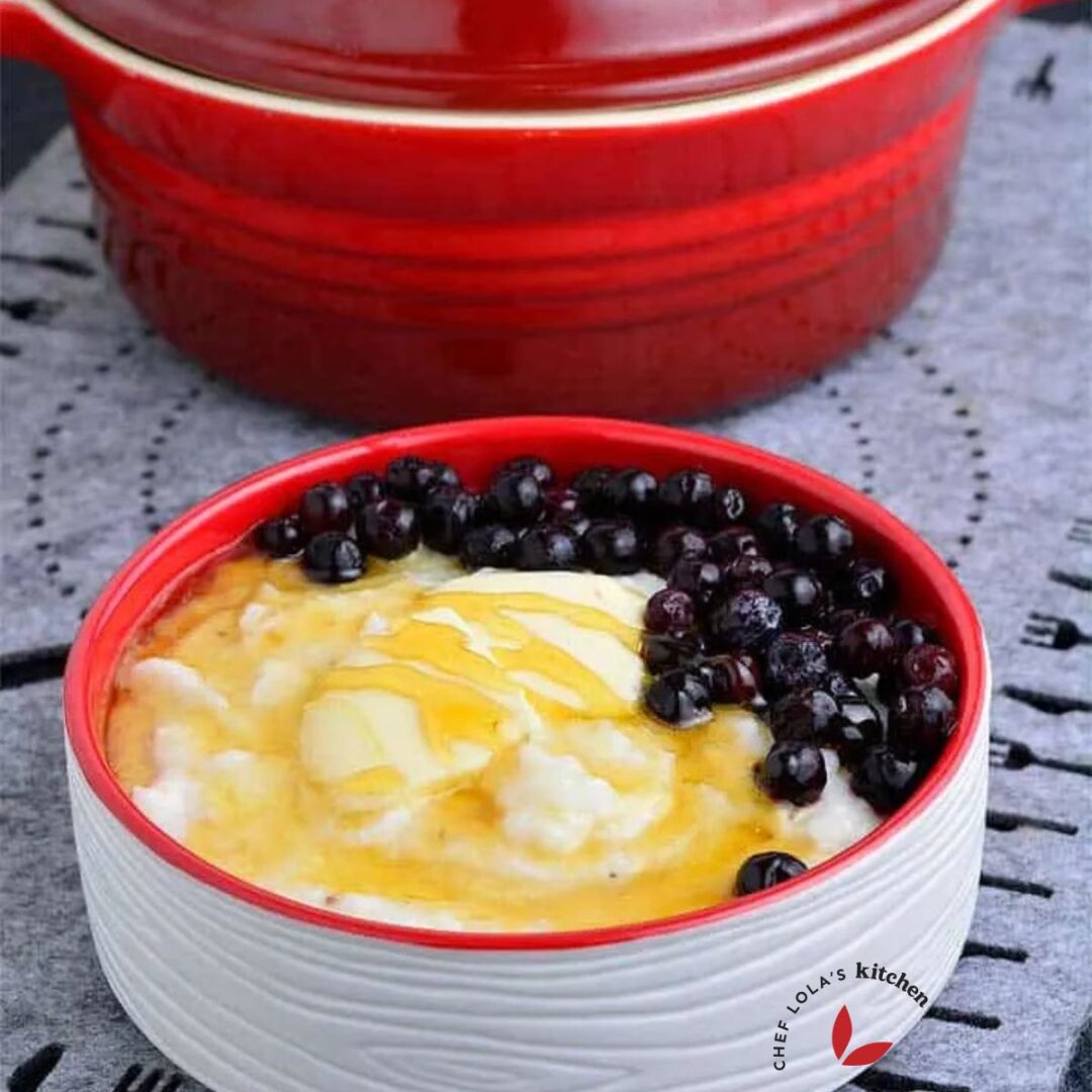 Sweet, Creamy Breakfast Grits - A Southern staple! - Chef Lola's Kitchen